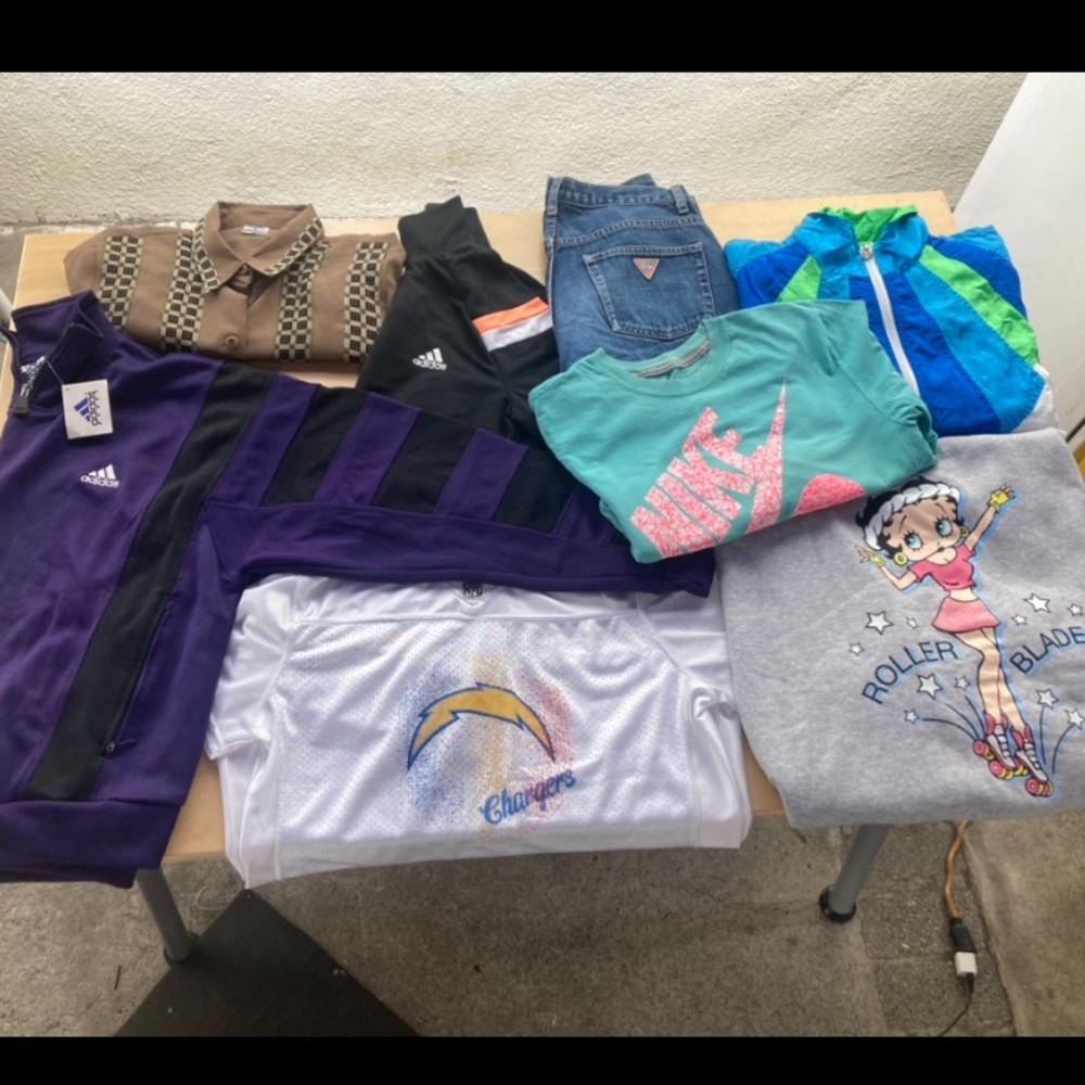 Vintage 8 Item Lot Bundle Adidas Betty Boop Chargers … - Gem